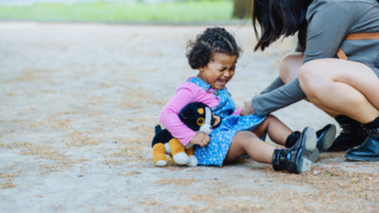 How to Handle a Crying Child in Kindergarten – Early Education Central